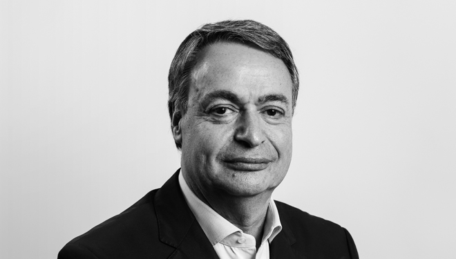 Stephen Factor | Sevendots